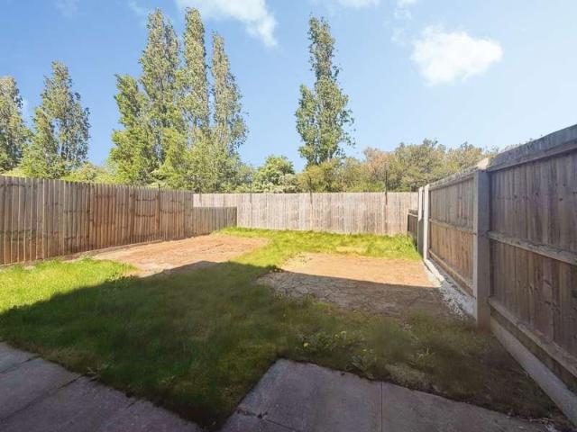 2 Bedroom Detached House