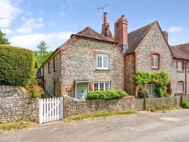 2 Bedroom Detached House