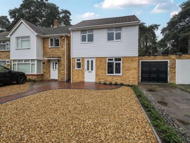 2 Bedroom Detached House
