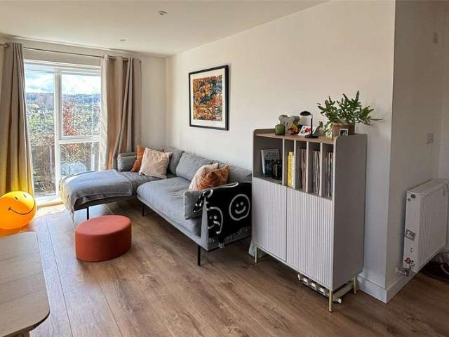2 Bedroom Detached House