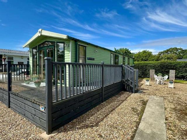 2 Bedroom Detached House