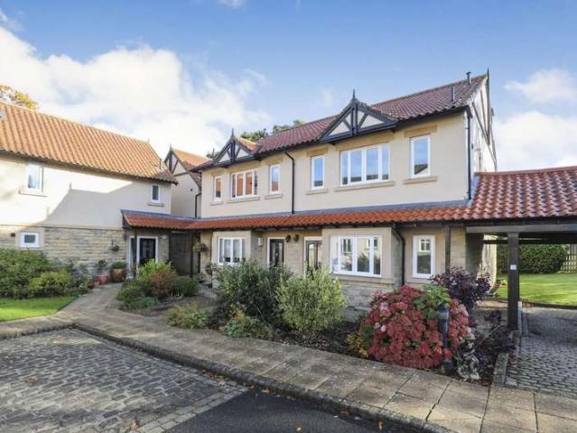 2 Bedroom Detached House