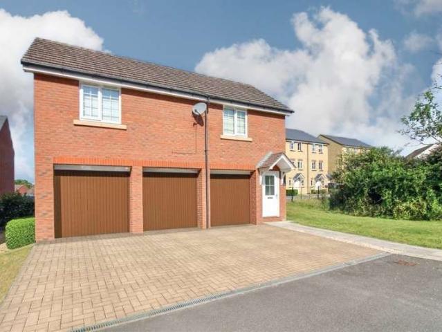 2 Bedroom Detached House
