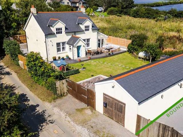 3 Bedroom Detached House