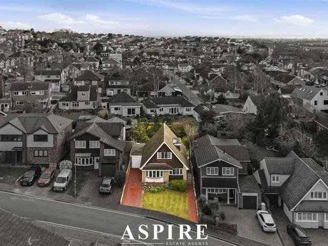 2 Bedroom Detached House