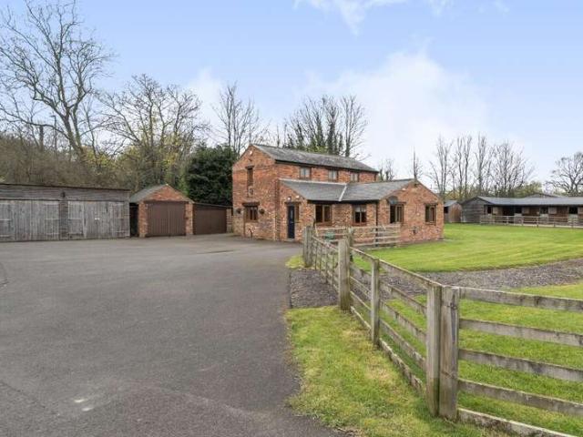 2 Bedroom Detached House