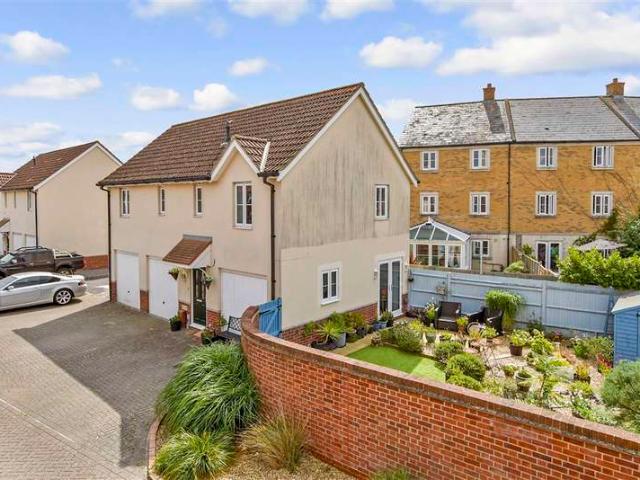 2 Bedroom Detached House