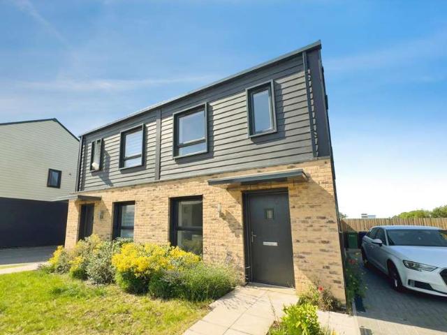 2 Bedroom Detached House