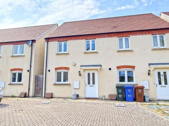 2 Bedroom Detached House