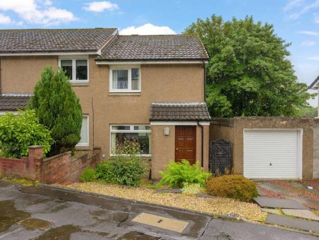 2 Bedroom Detached House