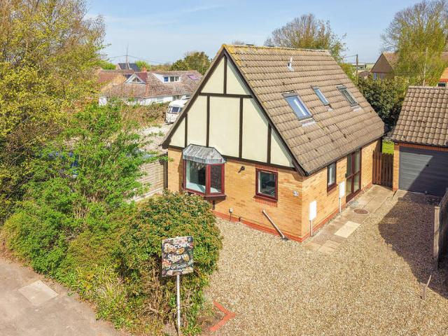 2 Bedroom Detached House