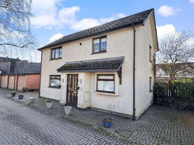 2 Bedroom Detached House