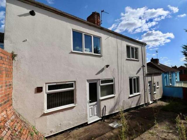 2 Bedroom Detached House