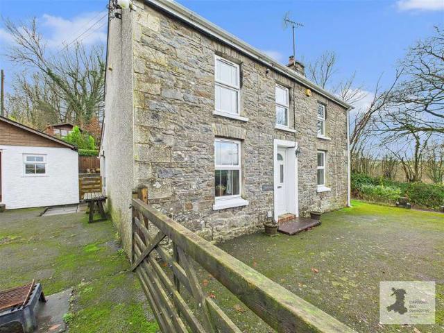 2 Bedroom Detached House