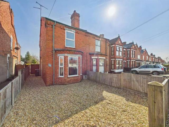 2 Bedroom Detached House