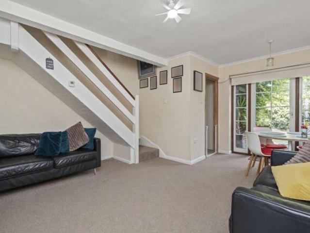 2 bedroom detached house for rent in Brandy Way, Sutton SM2 6SE, SM2