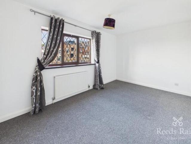 2 bedroom detached house for rent in Dearne Street, Sheffield, South Yorkshire, S9