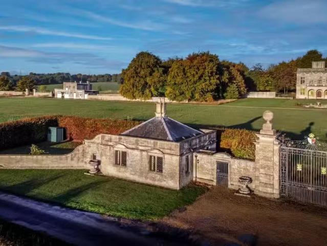 2 bedroom detached house for rent in Deer Park Lodge, Lodge Pa.