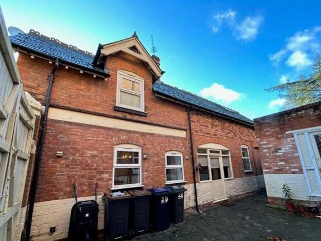2 Bedroom Detached House For Rent In Edgbaston