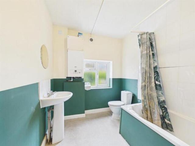 2 bedroom detached house for rent in Foster Street, Easton, BS5