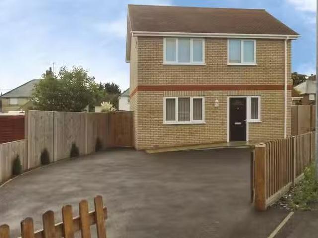 2 bedroom detached house for rent in Friars Way, Littleport, CB6