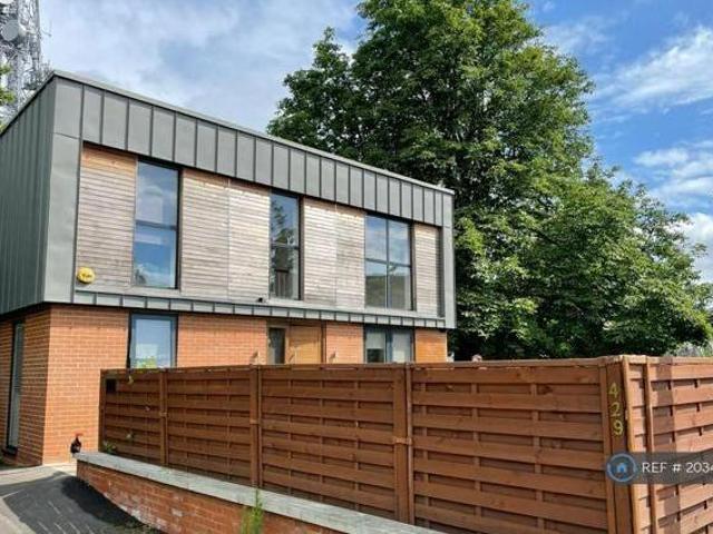 2 Bedroom Detached House For Rent In London