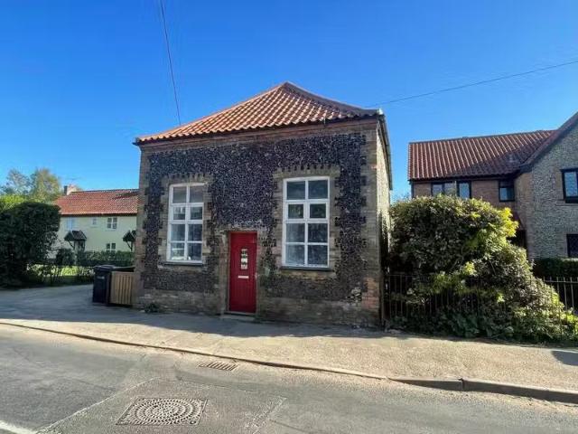 2 bedroom detached house for rent in Main Street, Hockwold, TH.