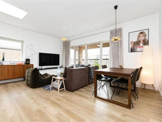 2 bedroom detached house for rent in Marleigh Lane, Cambridge, Cambridgeshire, CB5