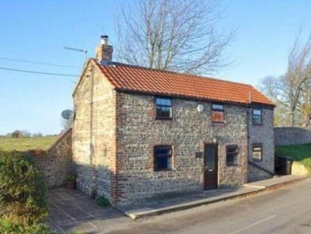 2 Bedroom Detached House For Rent In Stonegate