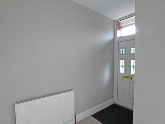 2 bedroom detached house for rent in Perth Street West, HU5