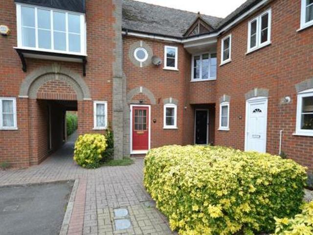 2 Bedroom Detached House For Rent In Reading
