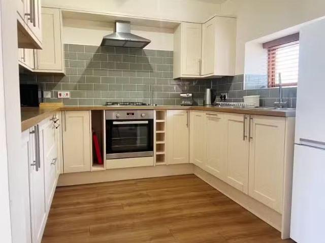 2 bedroom detached house for rent in Tuffields Road, Whepstead.