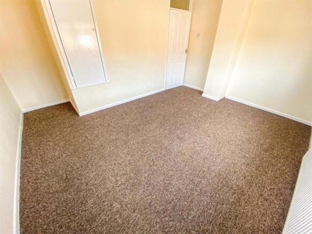 2 bedroom detached house for rent in Yewdale Crescent, Coventry, CV2 2FF, CV2