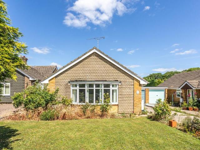 2 bedroom detached house for sale