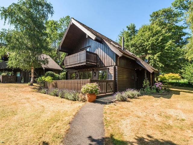 2 bedroom detached house for sale