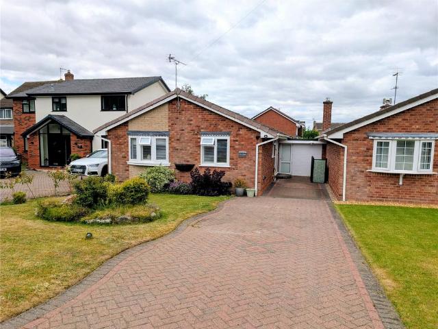 2 bedroom detached house for sale