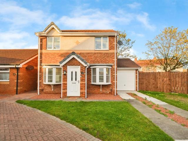 2 bedroom detached house for sale