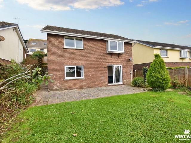 2 bedroom detached house for sale