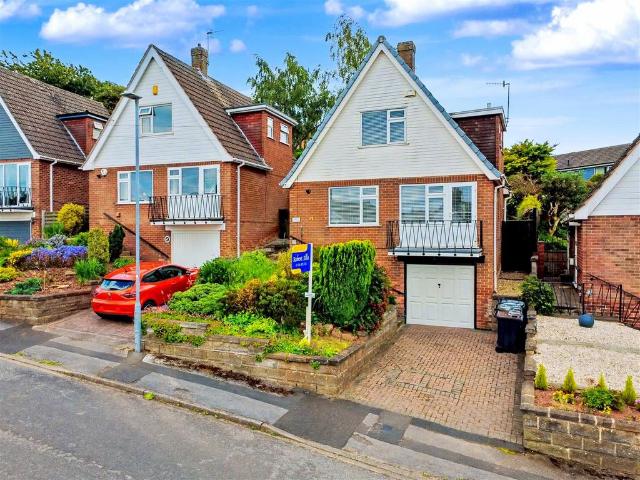 2 bedroom detached house for sale