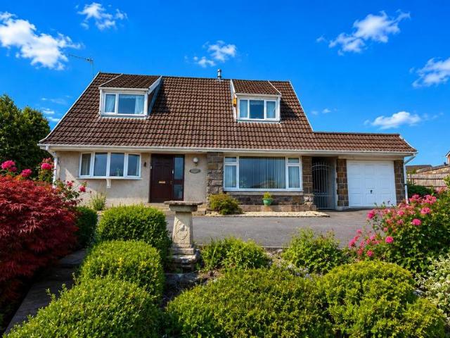 2 bedroom detached house for sale