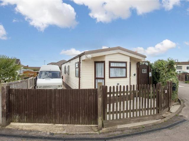 2 bedroom detached house for sale