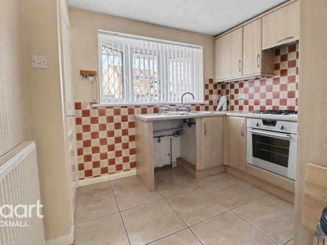 2 bedroom detached house for sale
