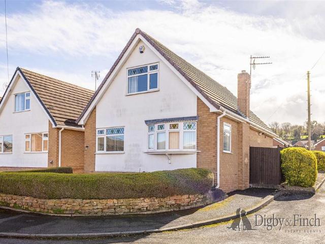 2 bedroom detached house for sale