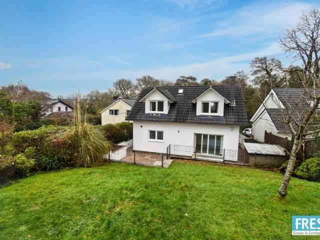 2 bedroom detached house for sale