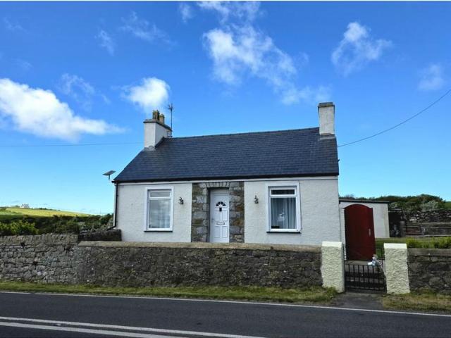 2 bedroom detached house for sale