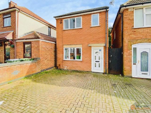 2 bedroom detached house for sale