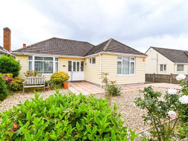 2 bedroom detached house for sale