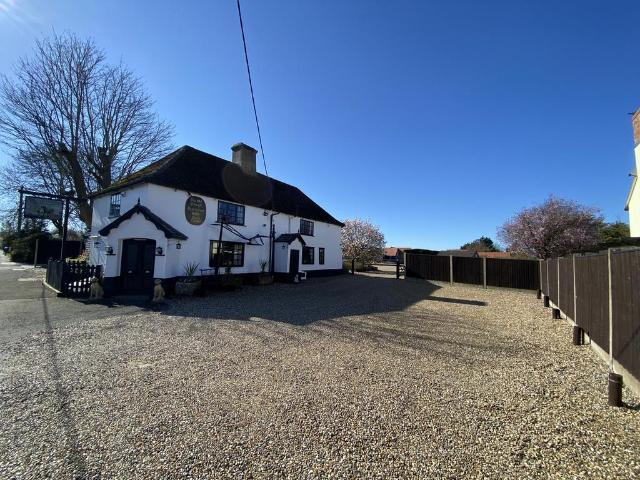 2 bedroom detached house for sale