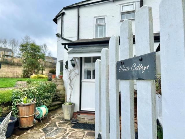 2 bedroom detached house for sale