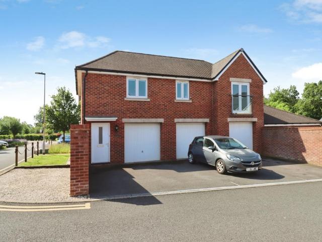 2 bedroom detached house for sale